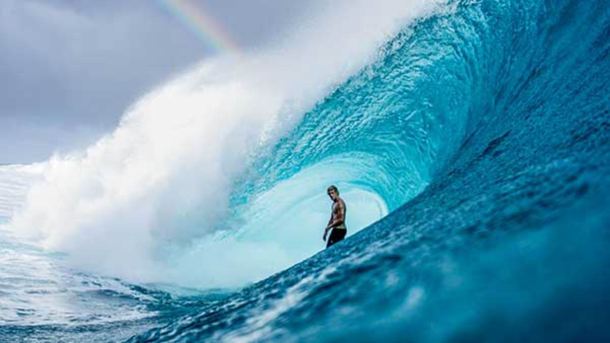 Best Photos of 2015 - Surfer