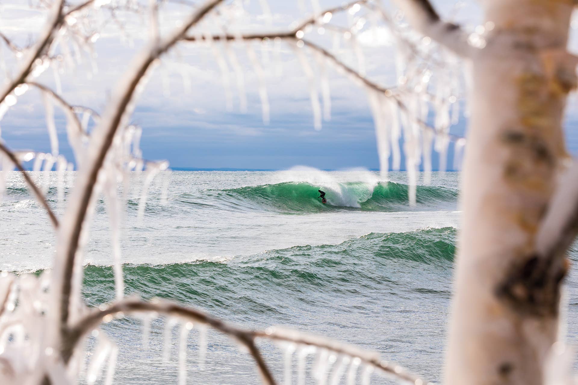 A Photo Gallery of Dylan Graves' Lake Superior Barrel Hunt | %%sitename ...