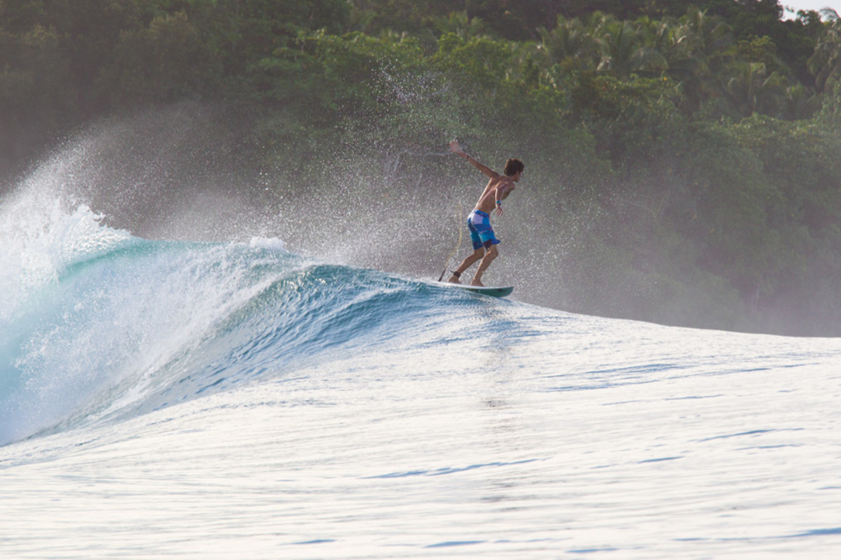 How to Pretend Like You Made the Barrel You Just Blew - Surfer
