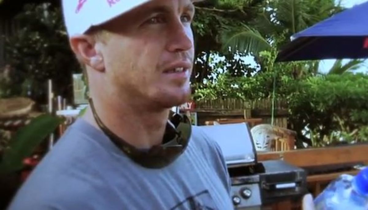 Jamie O'Brien + Co. // North Shore, Oahu // 7:56 - Surfer