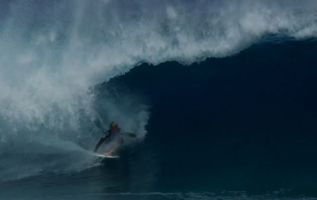 John John Florence // Teahupo'o, Tahiti // 2:20 - Surfer