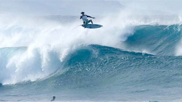 SURFER Awards 2016: Best Maneuver - Surfer