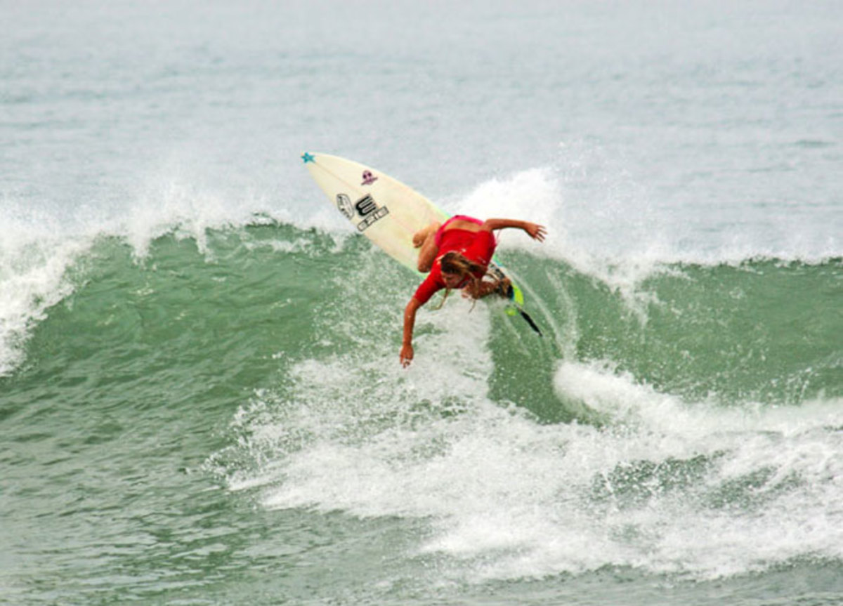 NSSA Standout of the Week: Amy Nicholl - Surfer