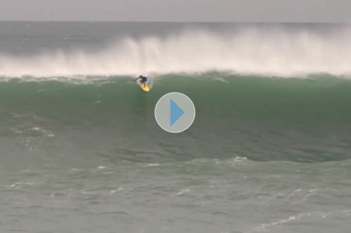 Benjamin Sanchis & Friends // France // 3:59 - Surfer