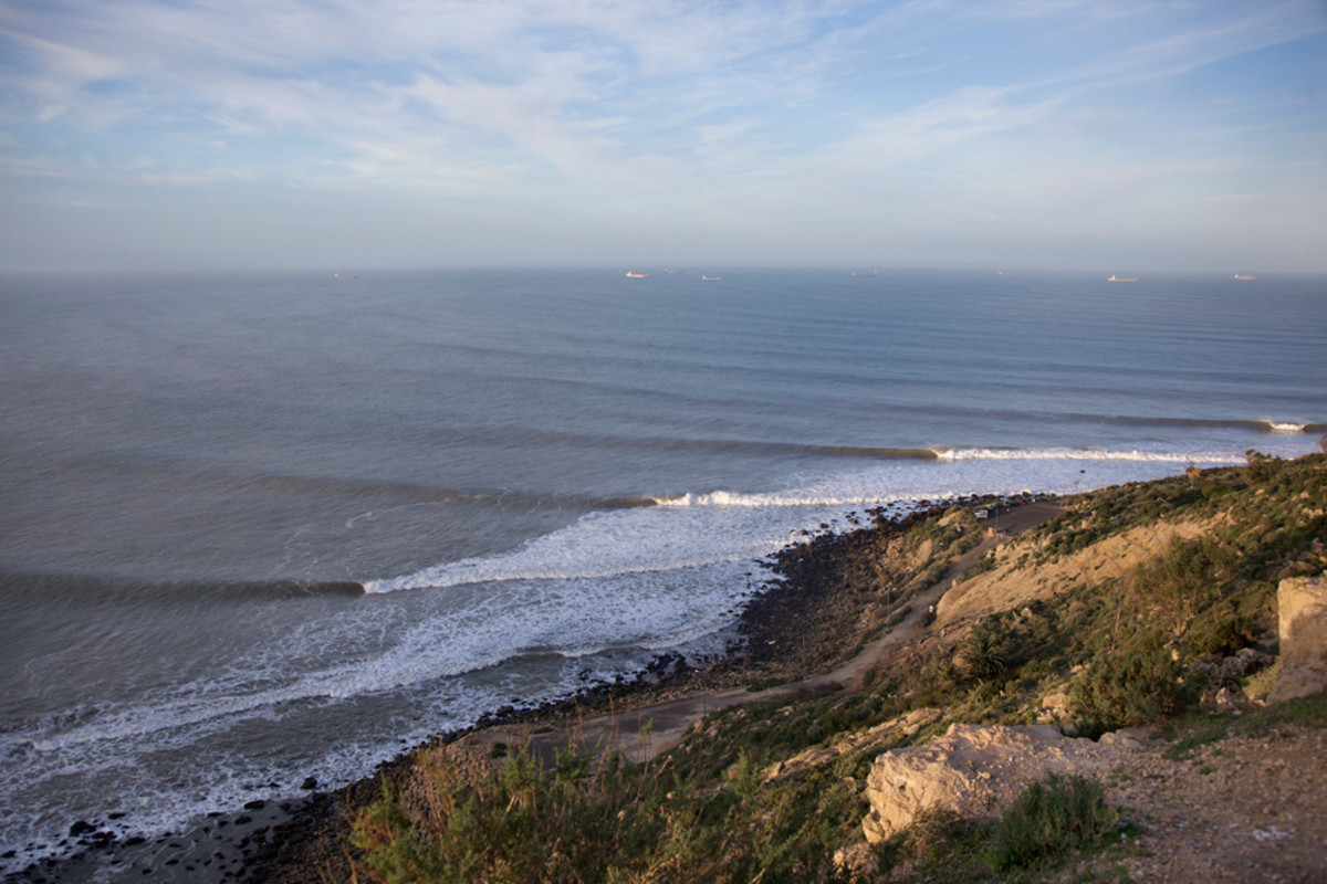 Dream Lines - Surfer
