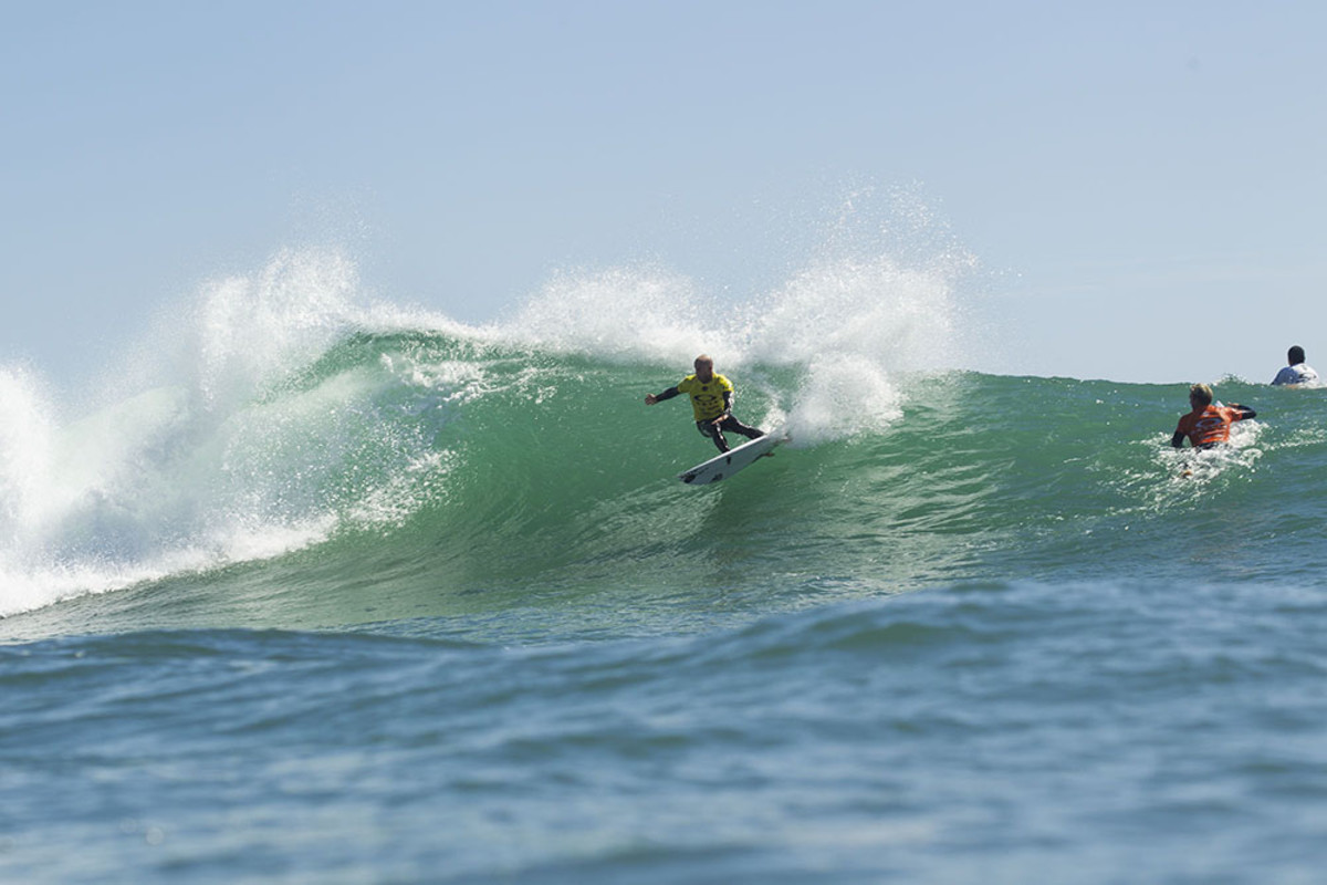 No Mercy At Oakley Lowers Pro | SURFER Magazine - Surfer