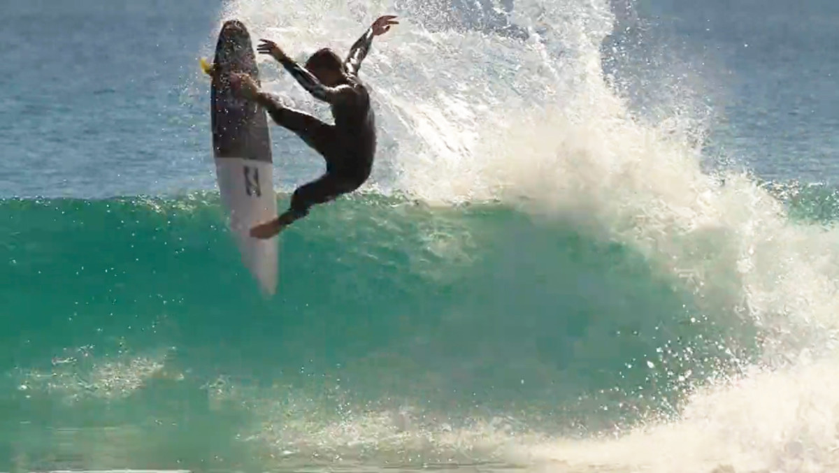 Jack Freestone And A Snapper Dance Floor - Surfer