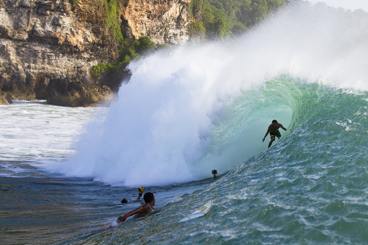 Rizal Tanjung, Bali - Surfer