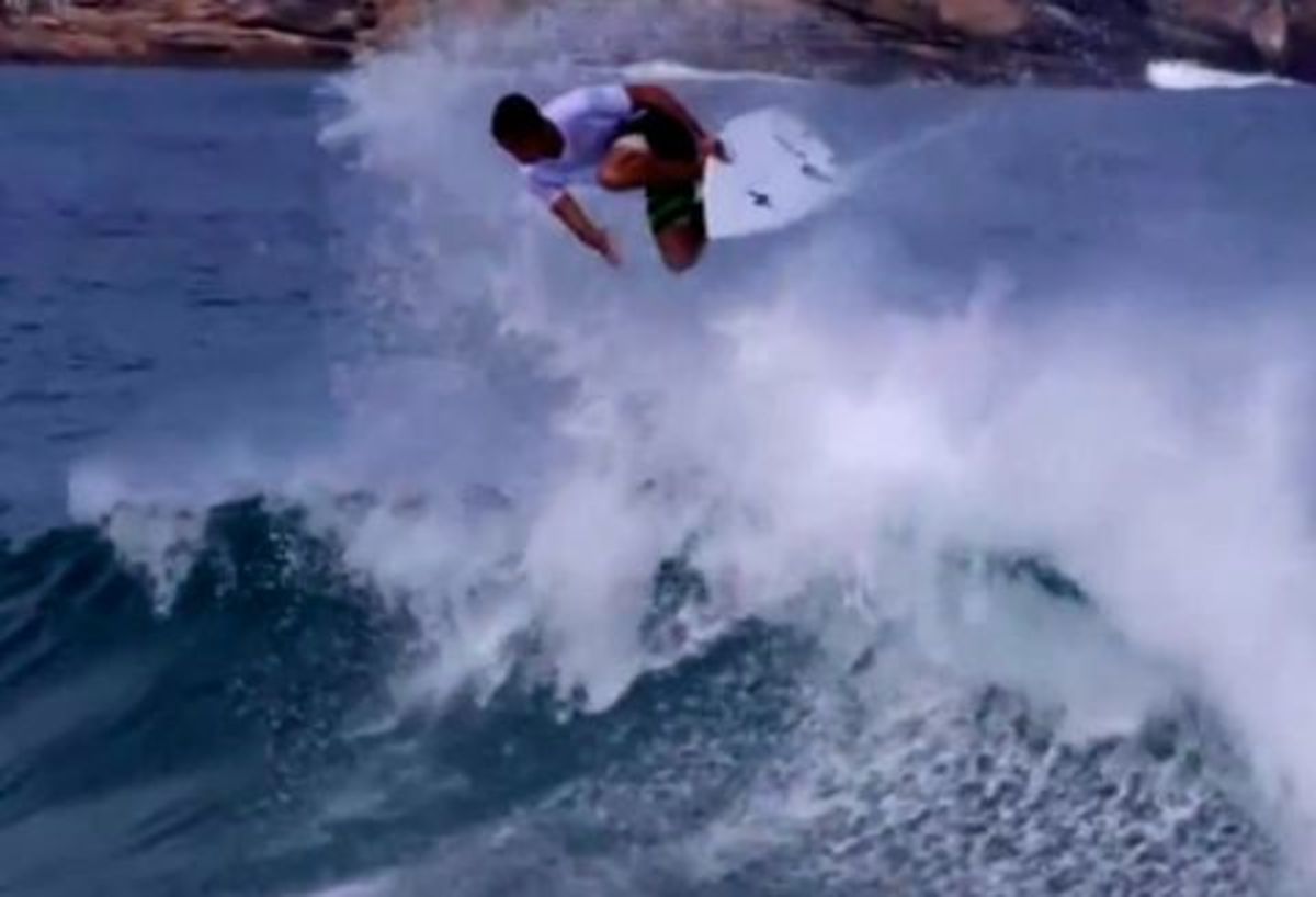 Julian Wilson // Rio de Janeiro // 0:31 - Surfer