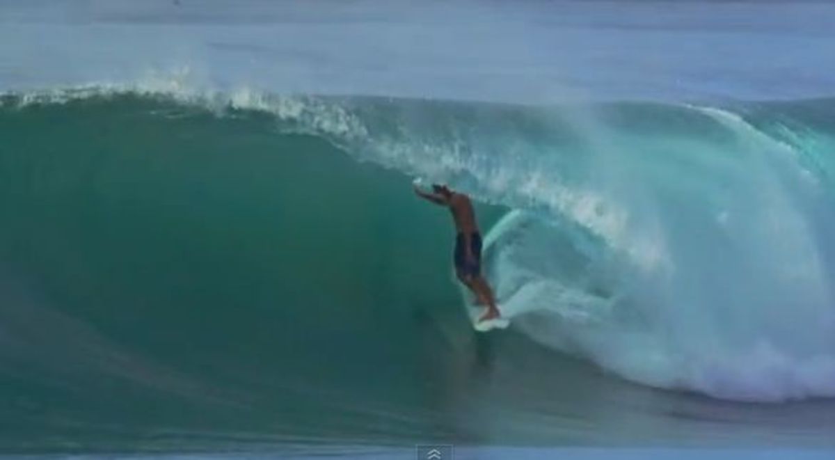 Jordy Smith // Bending Colours Teaser // 0:45 - Surfer
