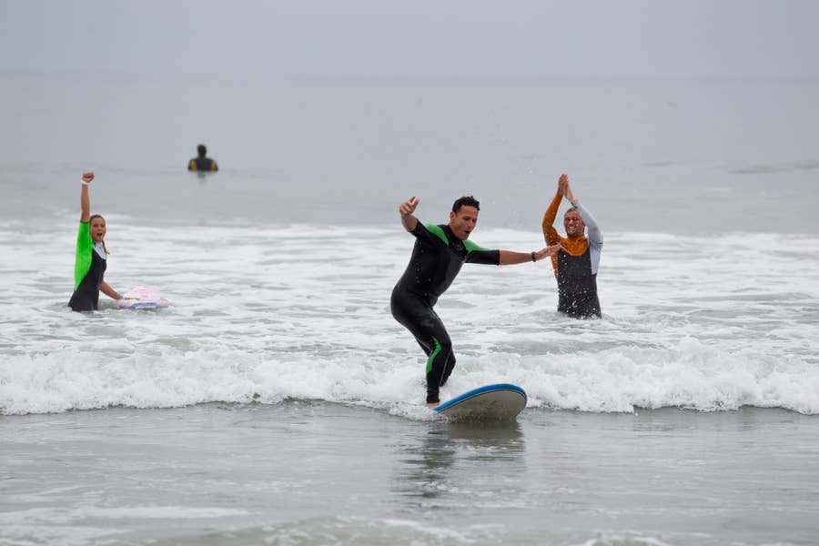 ISD: Newport Beach - Surfer