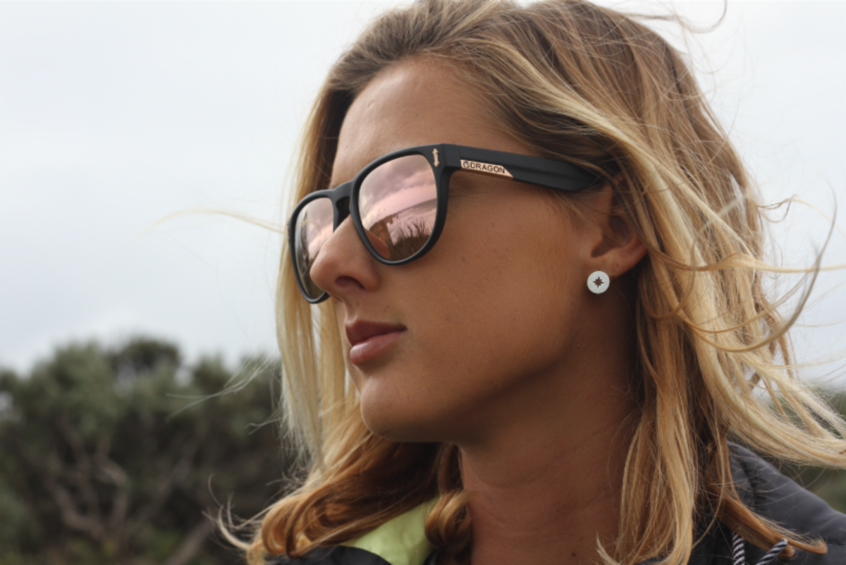 CHELSEA TUACH - RISING STAR ON THE WOMEN'S WCT TOUR - Surfer