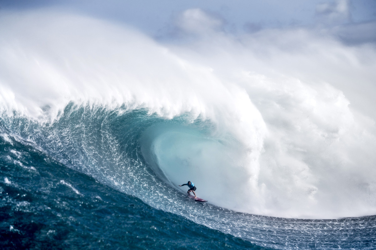 Jaws Comp Is ON for Thursday/Friday - Surfer