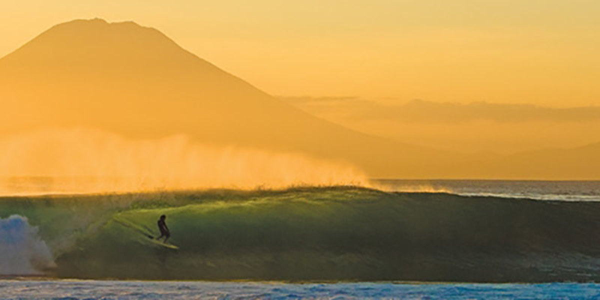 Watch: Sipping Jetstreams - Surfer