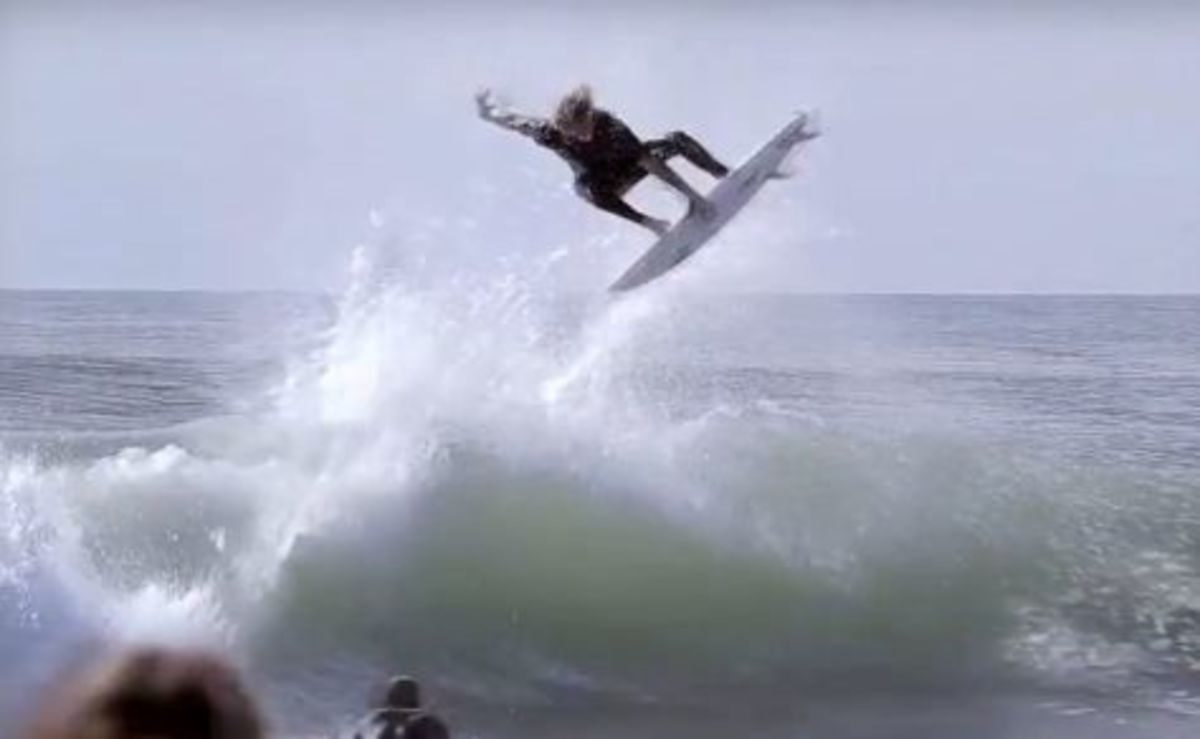 Innersection: Past, Present and Future - Surfer