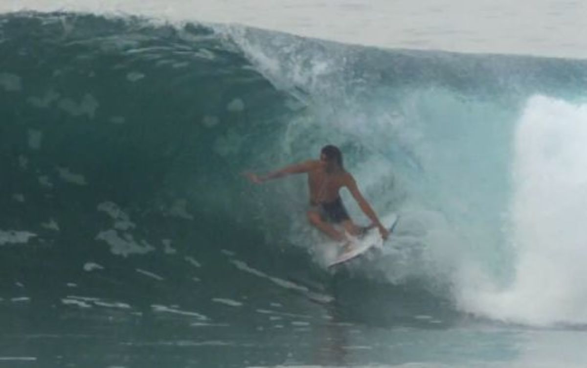 Craig Anderson // Mexico // 2:48 - Surfer