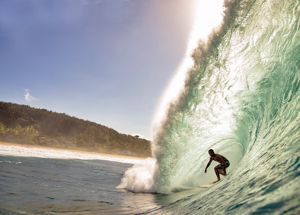 Billy Kemper, Pipeline. Photo: Zak Noyle - Surfer