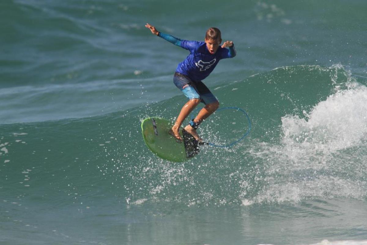 Fox Grom Shootout Goes Off! - Surfer