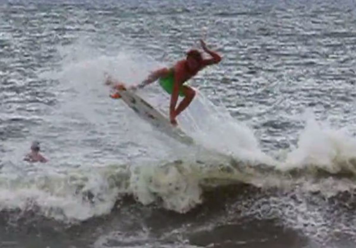 Kyle Busey // Folly Beach and Nicaragua // 2:28 - Surfer