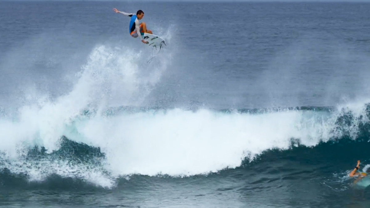 Team O'Neill In Hawaii - Surfer