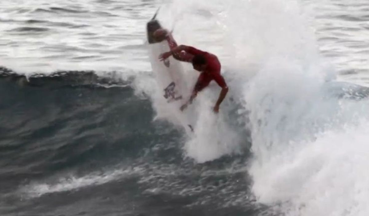 Jonathan Gonzalez // Canary Islands // 2:52 - Surfer