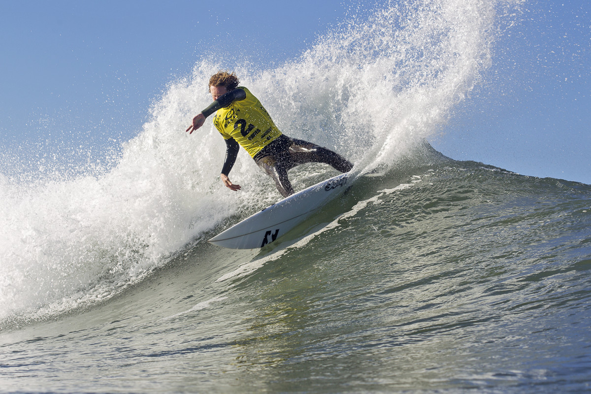 Photos: 2017 Oakley Surf Shop Challenge Kicks Off - Surfer