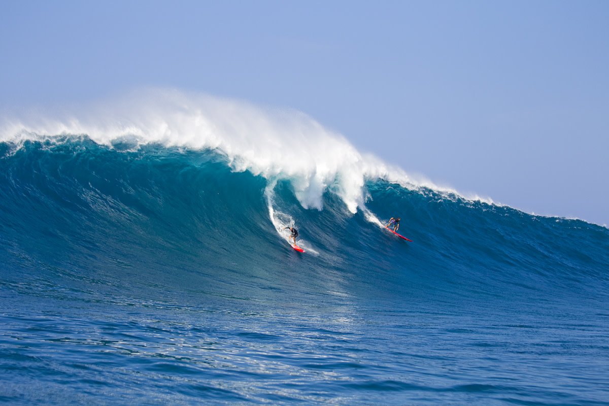 Return to Jaws - Surfer