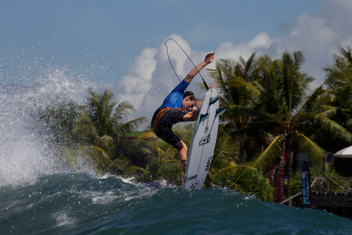 Photos: Pits, Pools, And Golden Shoes - Surfer