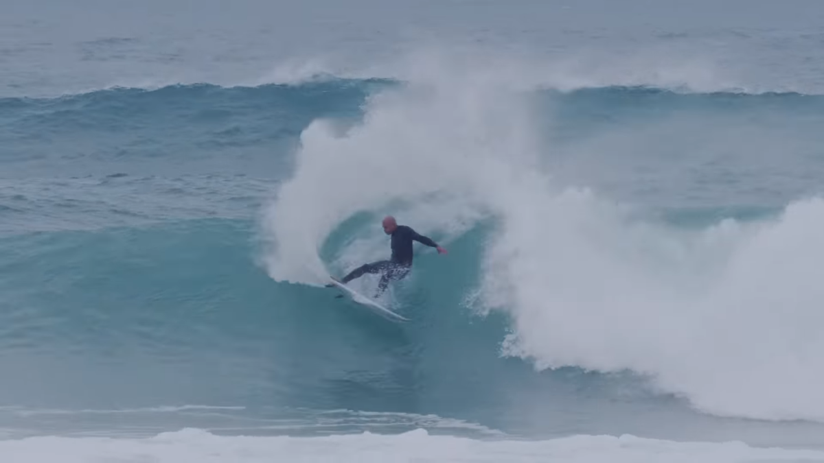 Watch The GOAT Kelly Slater Warm-Up For the MEO Rip Curl Pro Portugal ...