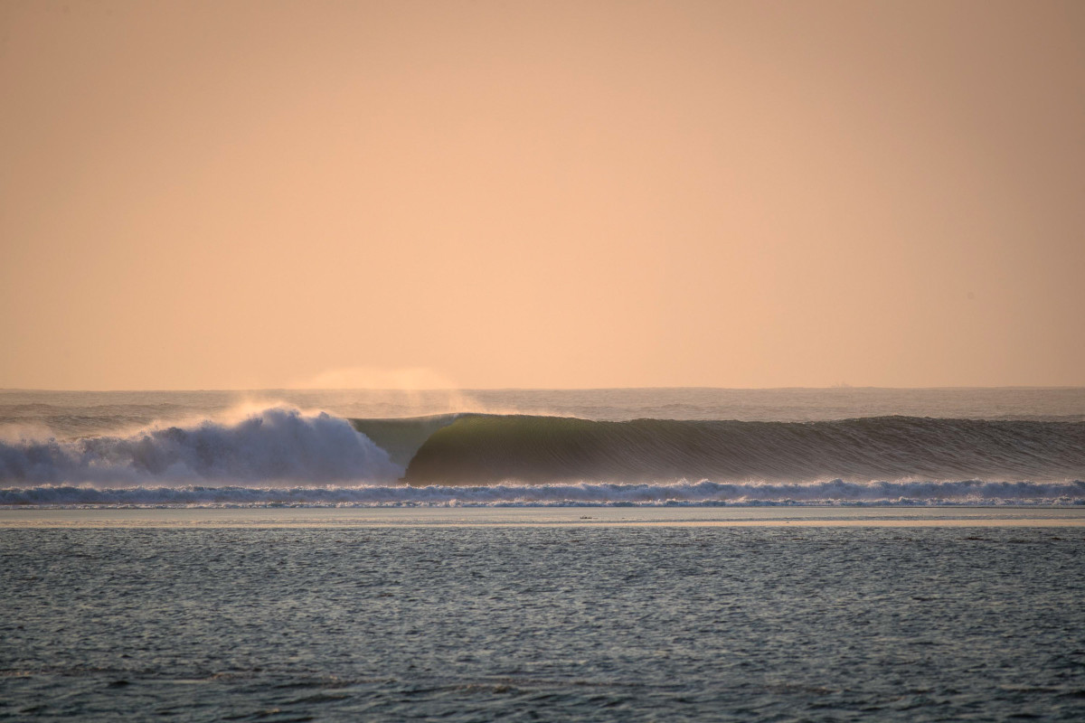 Skeleton Coast Surf