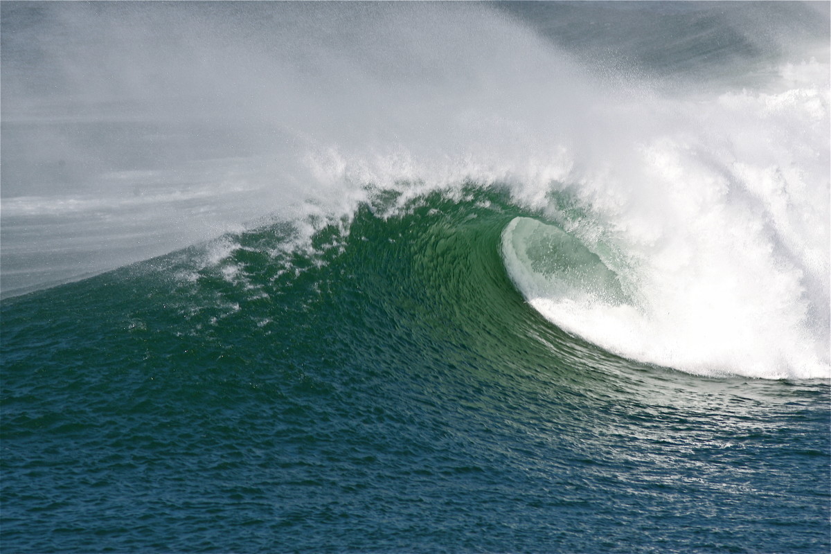 The Impact of Local Conditions - Surfer