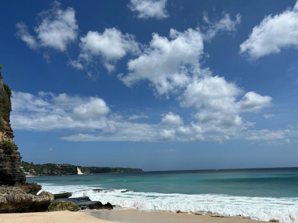 New Development Allegedly Causes Cliff Collapse in Bali's Uluwatu - Surfer