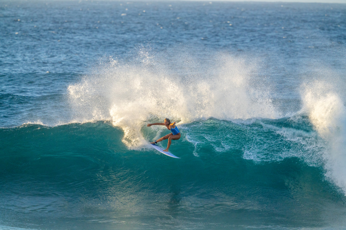Photos: Sunset Shred Session On Maui's Northern Flank - Surfer