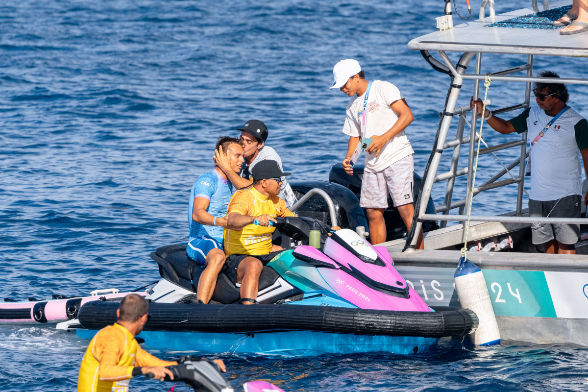 Gallery: This Day Will Go Down in Olympic Surfing History - Surfer