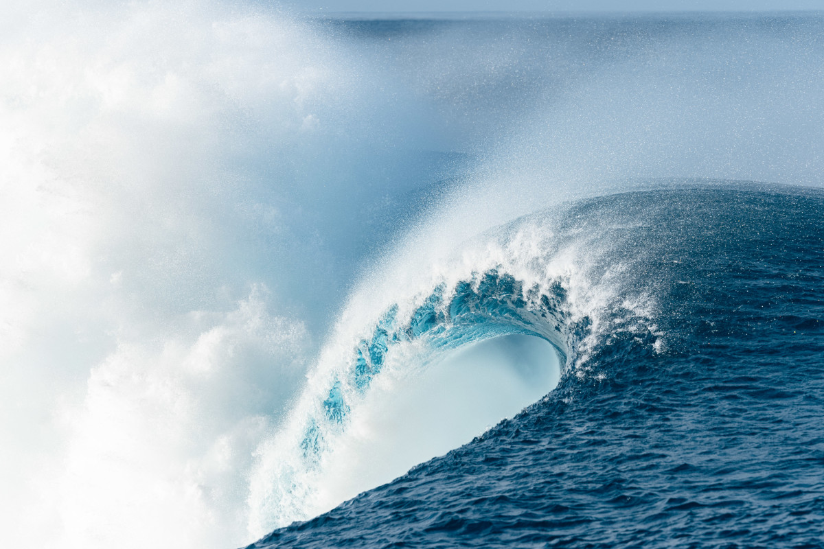 Why Are So Many Perfect Waves Going Un-Surfed in the Olympics? (Gallery ...