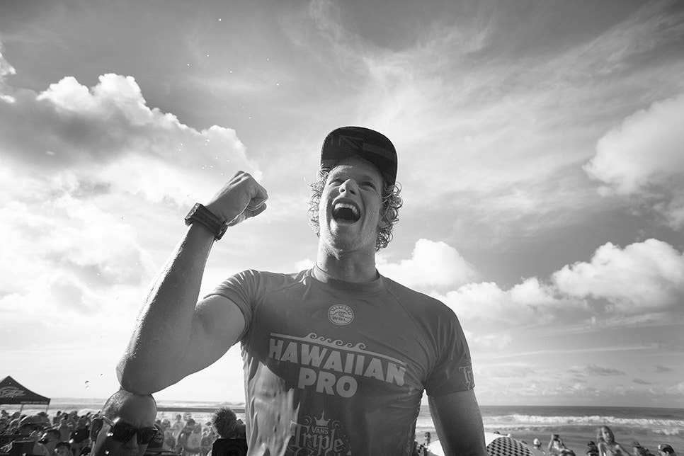 5 Major Moments from the 2016 Hawaiian Pro - Surfer