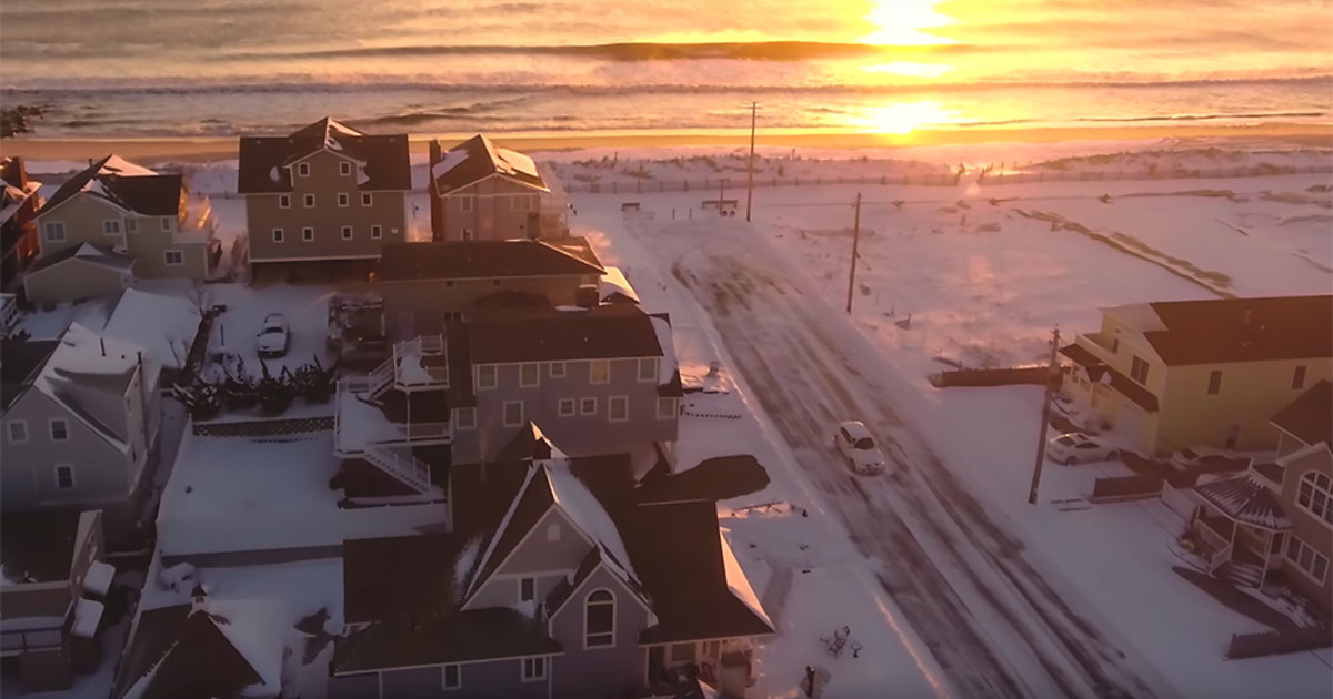 Sam Hammer Vs. Sub Zero New Jersey - Editor's Rating: 66 - Surfer