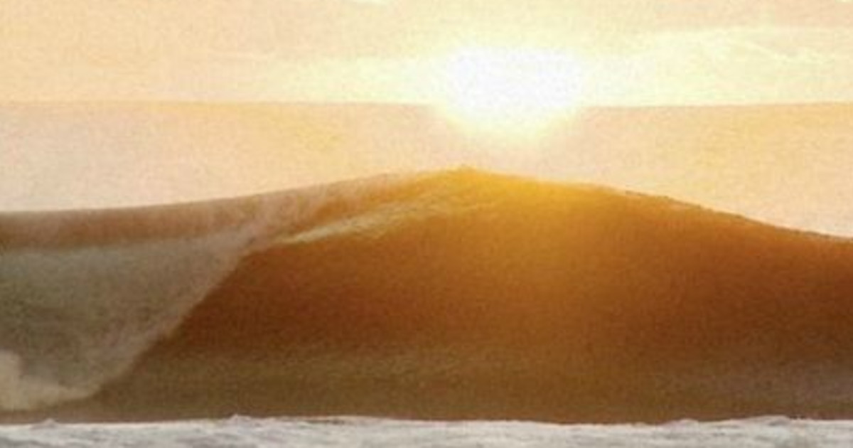 Taj, Jay, Chippa, & Kelly // Tavarua // 3:08 - Surfer