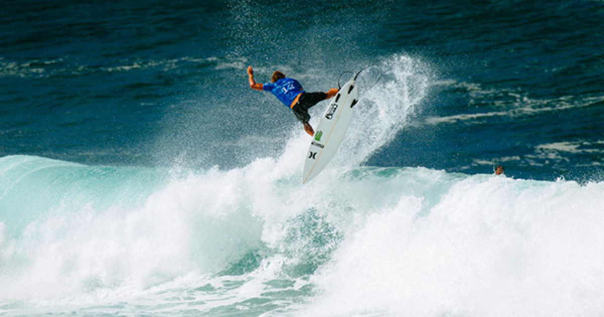 Enter The Masters - Surfer