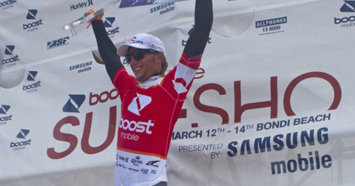 Owen Wright defies gravity to win the Boost SurfSho - Surfer