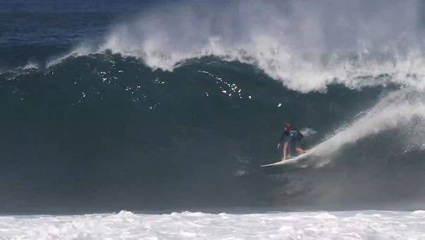 Luke Davis // Hawaii // 1:40 - Surfer