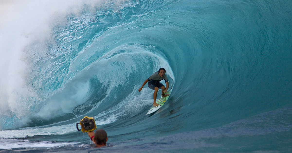 Danny Fuller, Pipeline | SURFER Magazine - Surfer
