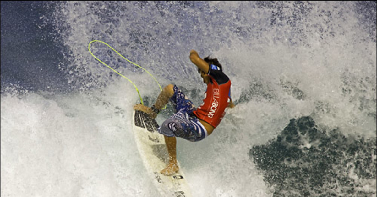 CHRIS WARD ARRESTED: Charged with Assault with Weapon Other Than Firearm - Surfer