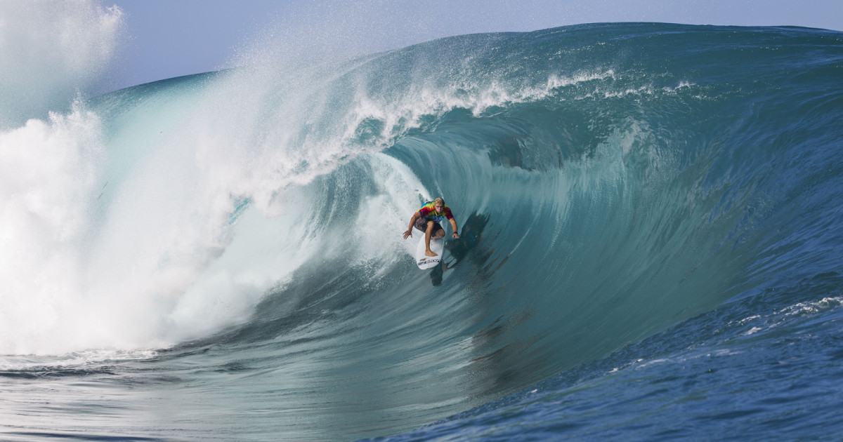 Dane Gudauskas Goes Interstellar - Surfer