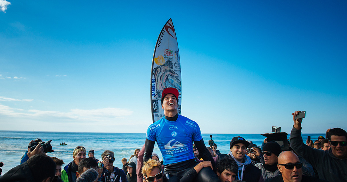 Medina And Wright Win Quik And Roxy Pro France - You saw it coming, right? - Surfer