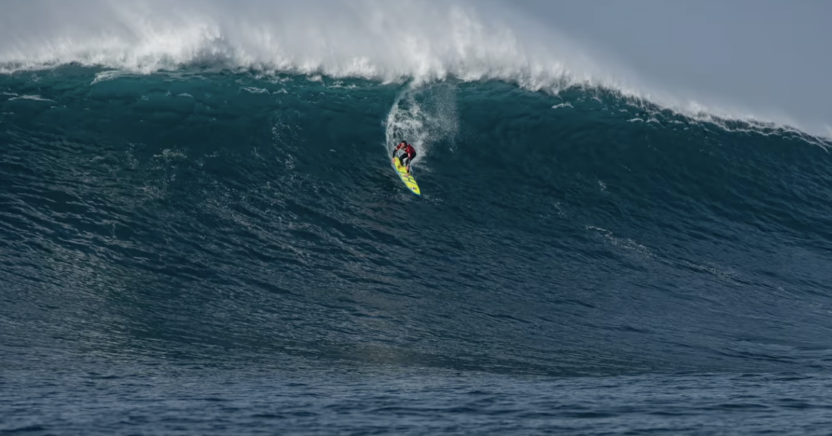 Thriller at Killers: Big Wave Surfers Ride 30-Foot Waves in Specialty ...