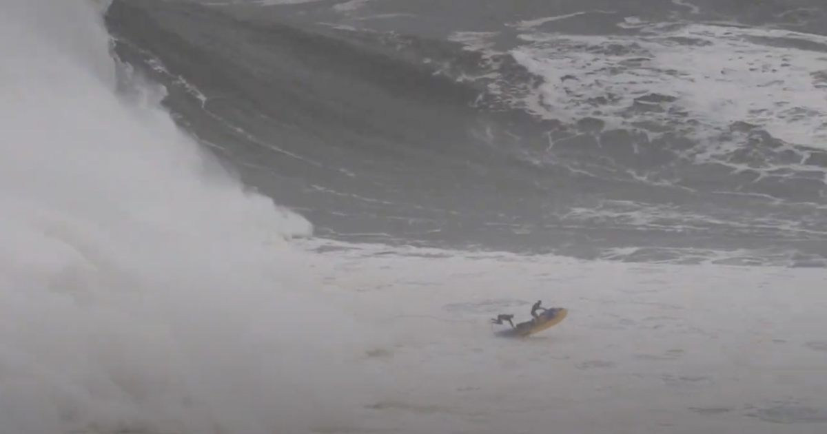 Video: Jet Ski Rescues Surfer During Historic Nazaré Swell - Surfer