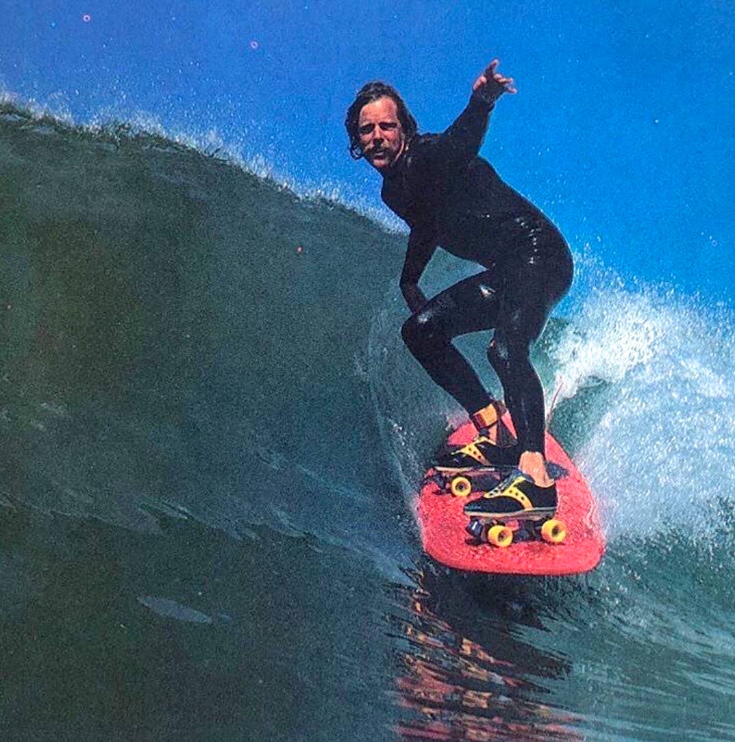 The Roller Surf Skating Disco Boogie - Surfer