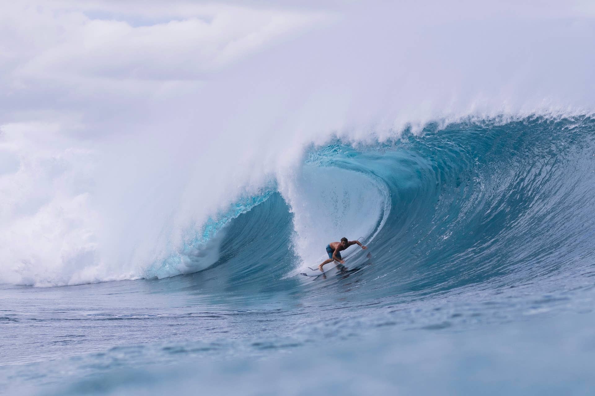 Backdoor Shootout Starts Next Week With Plenty Of Swell On The Way - Surfer