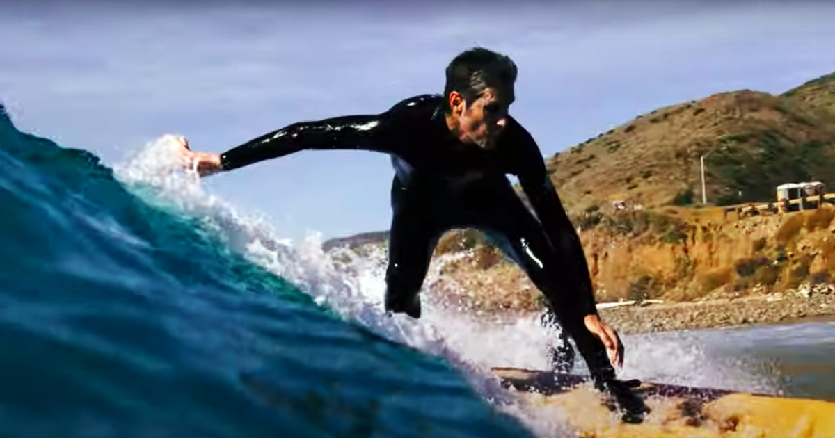 Watch: Porno For Pyro's Perry Ferrell Takes The Mic For The Ocean - Surfer
